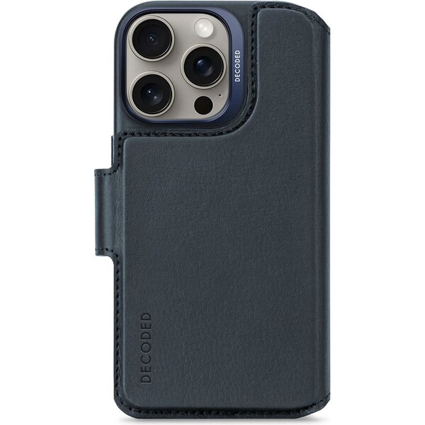 Decoded Leather Detachable Wallet, navy - iPhone 16 Pro - Smarty.sk
